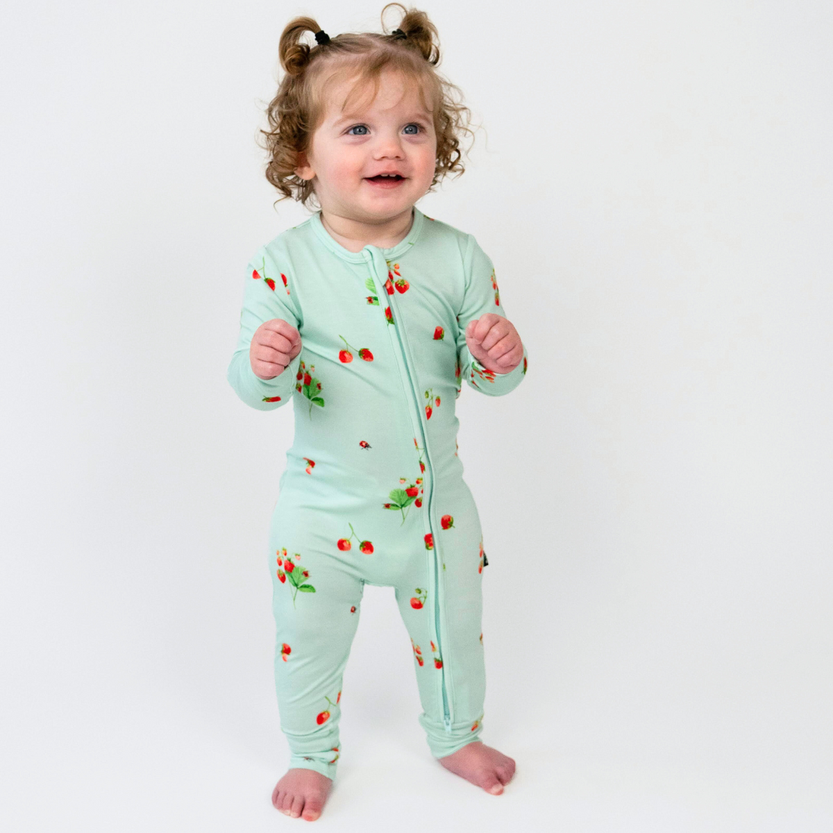 Footless Sleeper with Fold-Over Cuffs - Strawberry Garden – Belan.J
